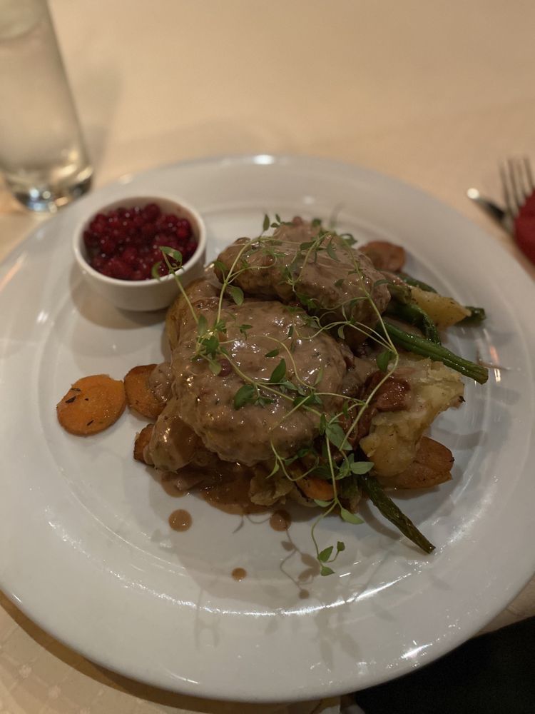 LORRY - Updated July 2025 - 95 Photos & 58 Reviews - Parkveien 12, Oslo ...