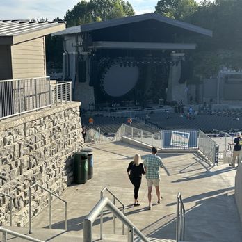 FIRSTBANK AMPHITHEATER - Updated July 2024 - 84 Photos & 72 Reviews ...