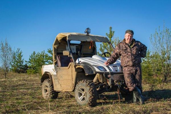 J5 TRACTORS - Updated October 2025 - 16 Photos - 12087 Texas 105 ...