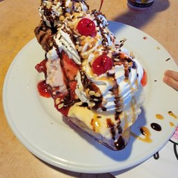 STUDIO DINER - 1917 Photos & 2083 Reviews - 4701 Ruffin Rd, San Diego ...