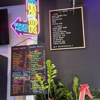 FLAPPY’S WINGS AND BAR - Updated June 2024 - 114 Photos & 56 Reviews ...