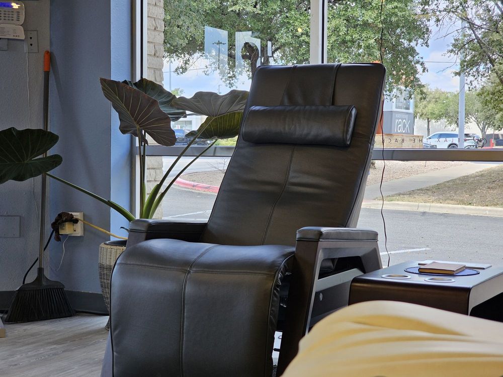 RELAX THE BACK - NORTHWEST AUSTIN - Updated April 2026 - 19 Photos & 30 ...