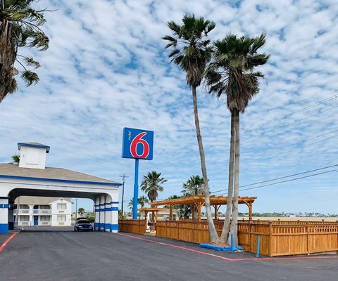 MOTEL 6 - Updated June 2024 - 43 Photos - 133 Us Hwy 181, Portland ...