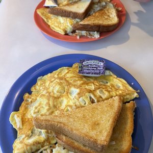 JAVA JOE’S CAFE - 197 Photos & 331 Reviews - 959 N State St, Saint ...