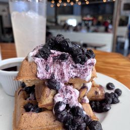 BLUE SURF CAFE - Updated January 2026 - 493 Photos & 608 Reviews - 250 ...