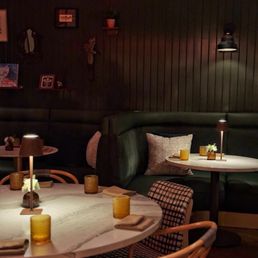 AVIZE MODERN ALPINE - Updated May 2025 - 116 Photos & 32 Reviews - 956 ...