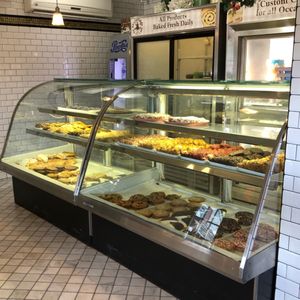 BATTER UP BAKERY - Updated May 2026 - 126 Photos & 88 Reviews - 697 N ...