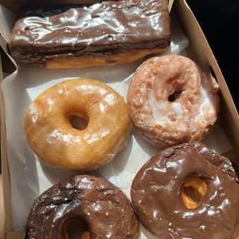 STAN’S DONUT SHOP - Updated August 2024 - 1995 Photos & 2597 Reviews ...