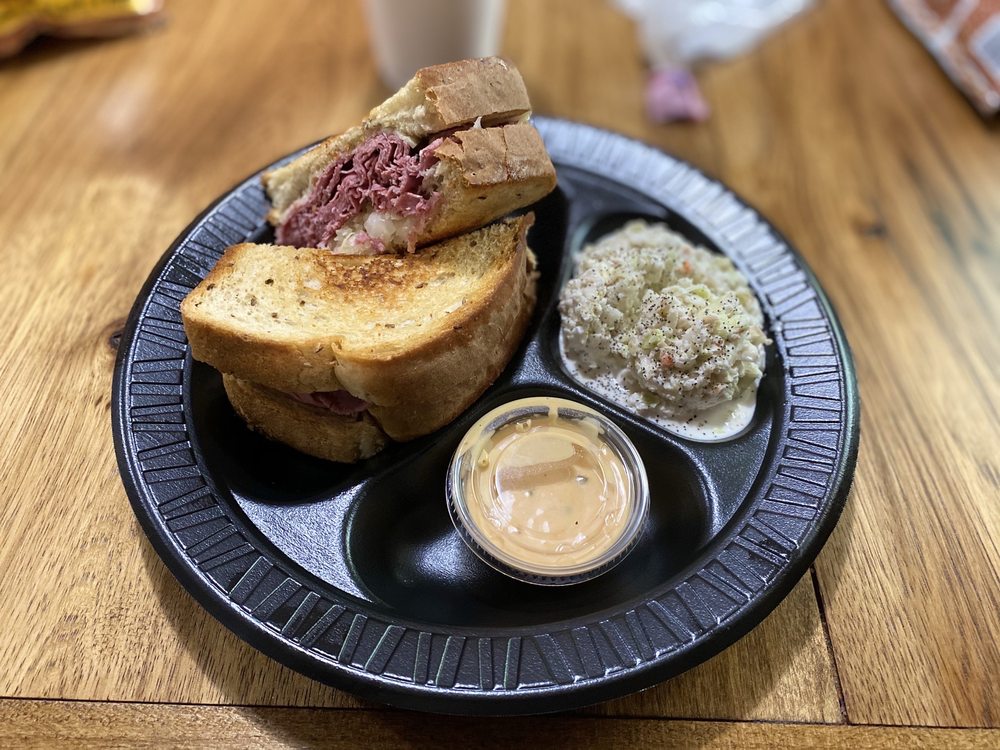 NATURAL BRIDGE GENERAL STORE AND NATTY B CAFE - Updated September 2024 ...