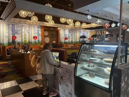 WHITE RABBIT DESSERT EXPERIENCE - Updated June 2024 - 65 Photos & 27 ...