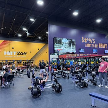 CRUNCH FITNESS - ALLEN - Updated December 2025 - 37 Photos & 22 Reviews ...