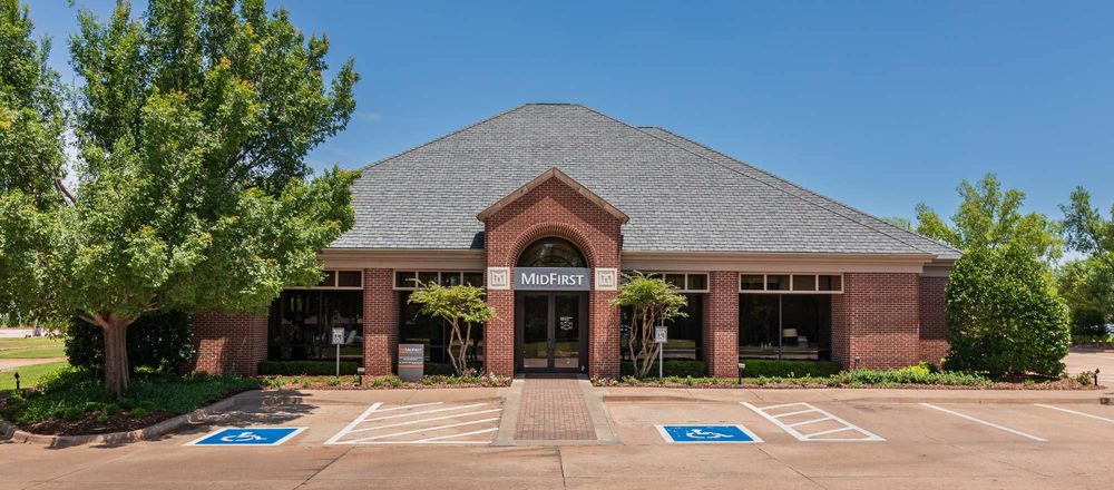 MIDFIRST BANK - Updated April 2025 - 13240 N May Ave, Oklahoma City ...