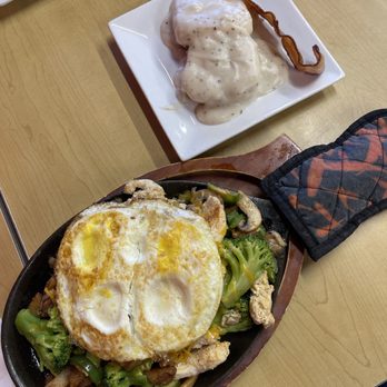 D’LICIOUS CAFFE - Updated January 2026 - 386 Photos & 361 Reviews - 581 ...