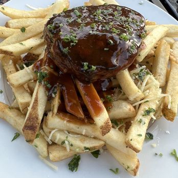 SOVEREIGN - Updated September 2024 - 616 Photos & 918 Reviews - 24216 W ...