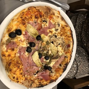 PIZZA CHIC - Updated December 2025 - 32 Photos & 56 Reviews - 13 Rue ...