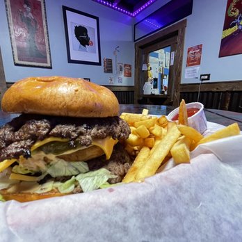 ORIGINAL SLAP BURGER - Updated July 2024 - 66 Photos & 48 Reviews ...