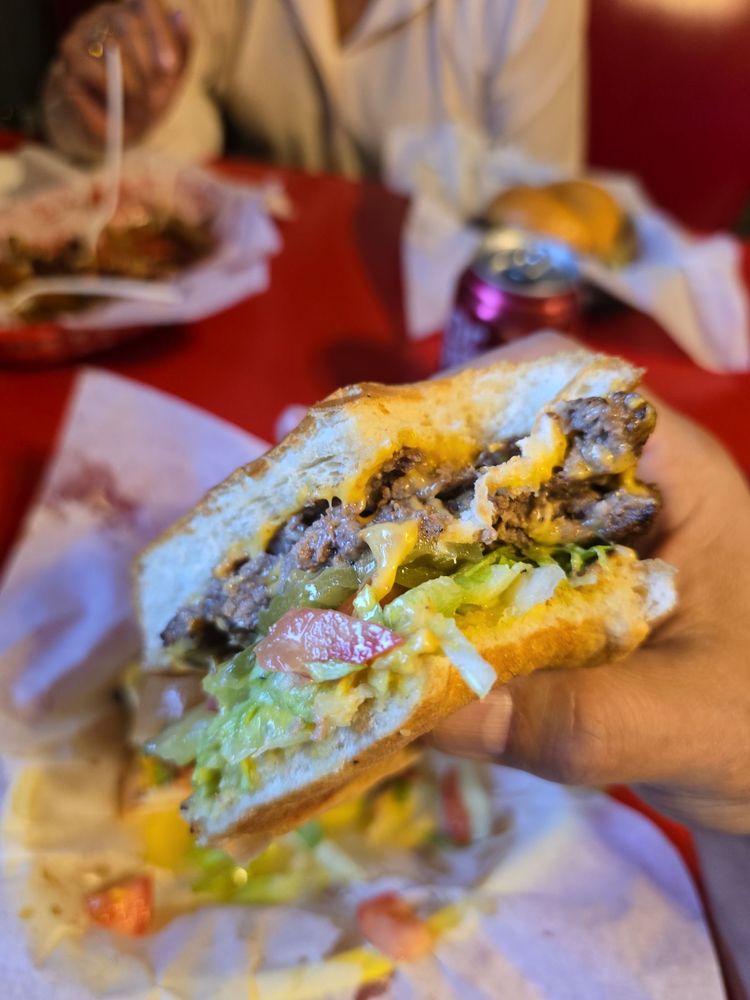 CHUCO BURGERS AND DOGS - Updated December 2025 - 133 Photos & 143 ...