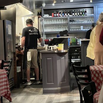 BEEFMASTOR INN - Updated August 2025 - 148 Photos & 217 Reviews - 2656 ...