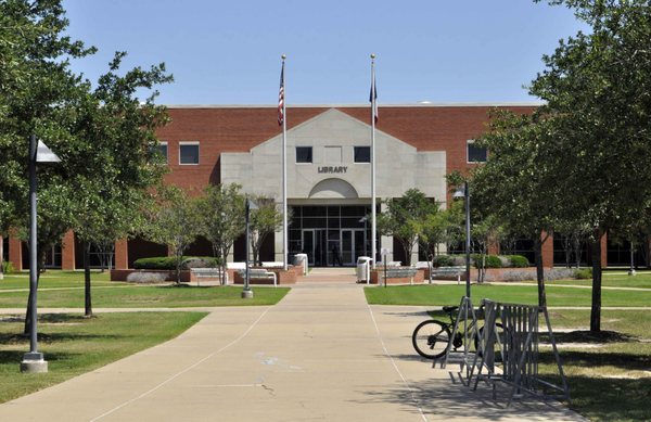 BLINN COLLEGE - Updated January 2026 - 10 Photos & 10 Verified Reviews ...