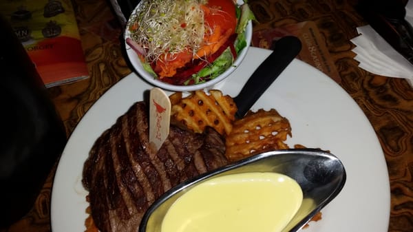 CALOUNDRA RSL - Updated December 2025 - 13 Photos - 19 West Tce ...