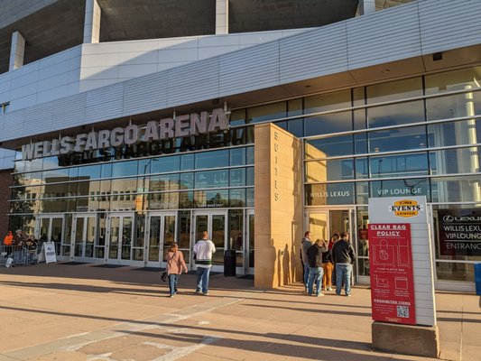 WELLS FARGO ARENA - Updated October 2025 - 138 Photos & 32 Reviews ...