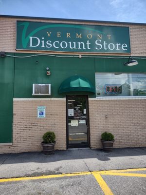 VERMONT DISCOUNT STORE - Updated January 2026 - 88 Cleveland Ave ...