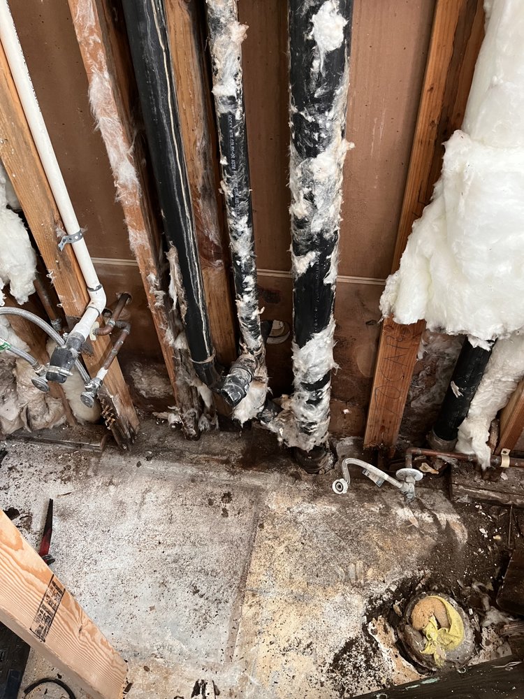 NASH FRAMING - Updated January 2026 - 83 Photos - Huntington Park ...