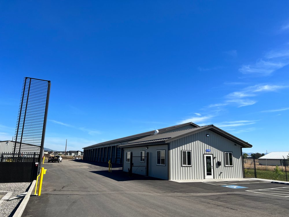 GIANT STORAGE - Updated August 2025 - 4185 E Horsehaven Ave, Post Falls ...