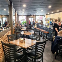 HONEYBEE RESTAURANT - Updated September 2025 - 27 Photos & 29 Reviews ...