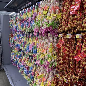 WALMART - Updated May 2024 - 2087 Photos & 844 Reviews - 700 Keeaumoku ...