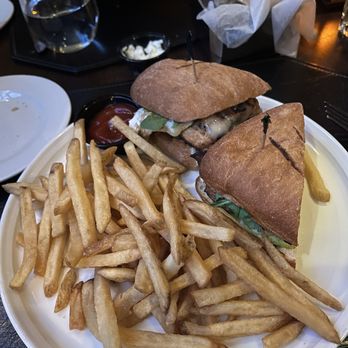 75 CHESTNUT - Updated October 2025 - 322 Photos & 628 Reviews - 75 ...