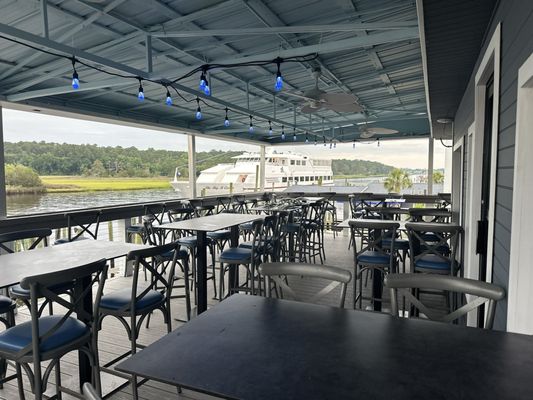 MAKOS MARINA BAR & GRILL - Updated May 2025 - 41 Photos & 33 Reviews ...