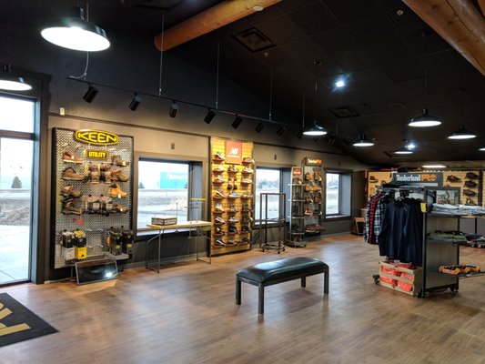 CHET’S SHOES - Updated November 2025 - 8355 University Ave NE, Spring ...