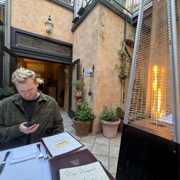 VIA VENETO - Updated July 2025 - 223 Photos & 362 Reviews - 2244 ...