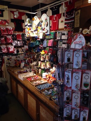 CASTLE WELSH CRAFTS - Updated August 2025 - 1-3 Castle Street, Cardiff ...