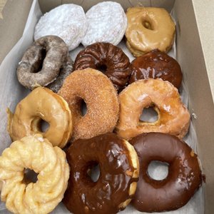 BERNIE BEIGNE - 65 Photos & 24 Reviews - 23 Rue Bernard O, Montréal ...