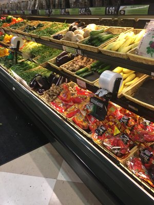 Metcalfe’s Market - Takeout & Delivery - 43 Photos & 92 Reviews ...