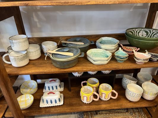 RETROFIT HOME - Updated January 2025 - 54 Photos & 105 Reviews - 1103 E ...