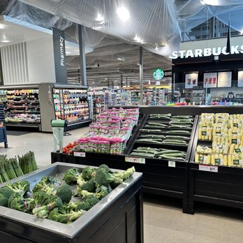 METRO - Updated January 2026 - 15 Photos - 910 Southdown Road ...