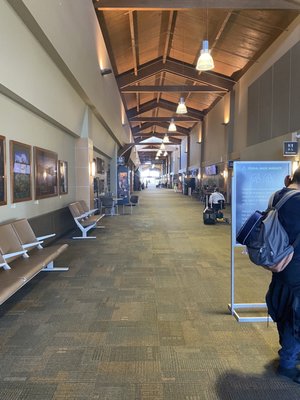 REDMOND MUNICIPAL AIRPORT - Updated June 2024 - 134 Photos & 136 ...