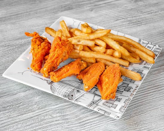 EASTSIDE FRIED CHICKEN & SANDWICHES - 2126 E Locust St, Milwaukee ...
