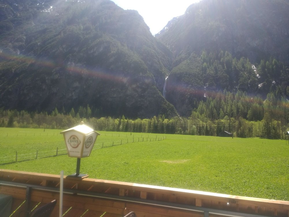 GASTHAUS SCHWARZER ADLER - Hägerau 11, Steeg, Tirol, Austria - Hotels ...