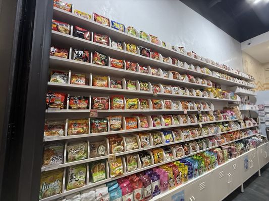 SEOUL STREET - Updated August 2025 - 44 Photos & 15 Reviews - 1065 Brea ...