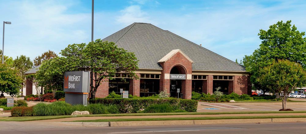 MIDFIRST BANK - Updated April 2025 - 3140 S Garnett Rd, Tulsa, Oklahoma ...