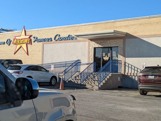 ATKINSON CANDY - Updated October 2025 - 28 Photos & 14 Reviews - 1608 W ...