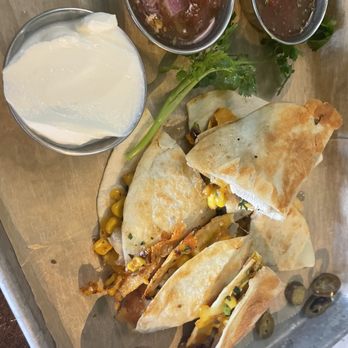 TABLE SIX KITCHEN + BAR - 458 Photos & 815 Reviews - 6113 Whipple Ave ...