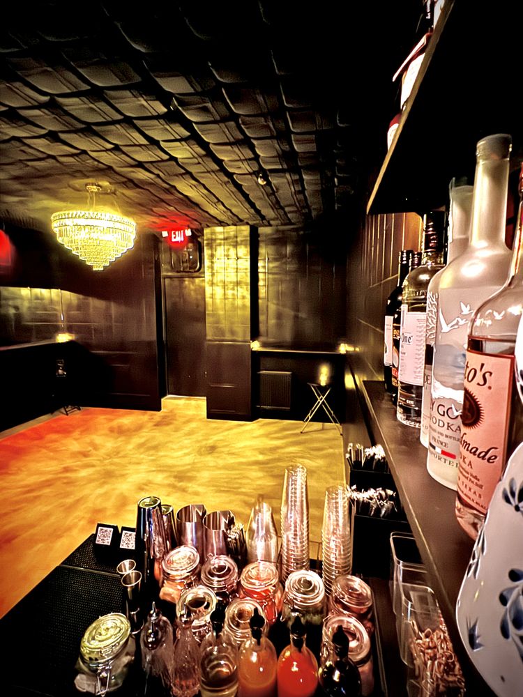 WHISKEY CELLAR - Updated February 2026 - 13 Photos - 77 E 7th St, New ...