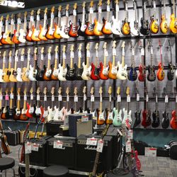 GUITAR CENTER - 38 Photos & 75 Reviews - Guitar Stores - 7325 San Pedro ...