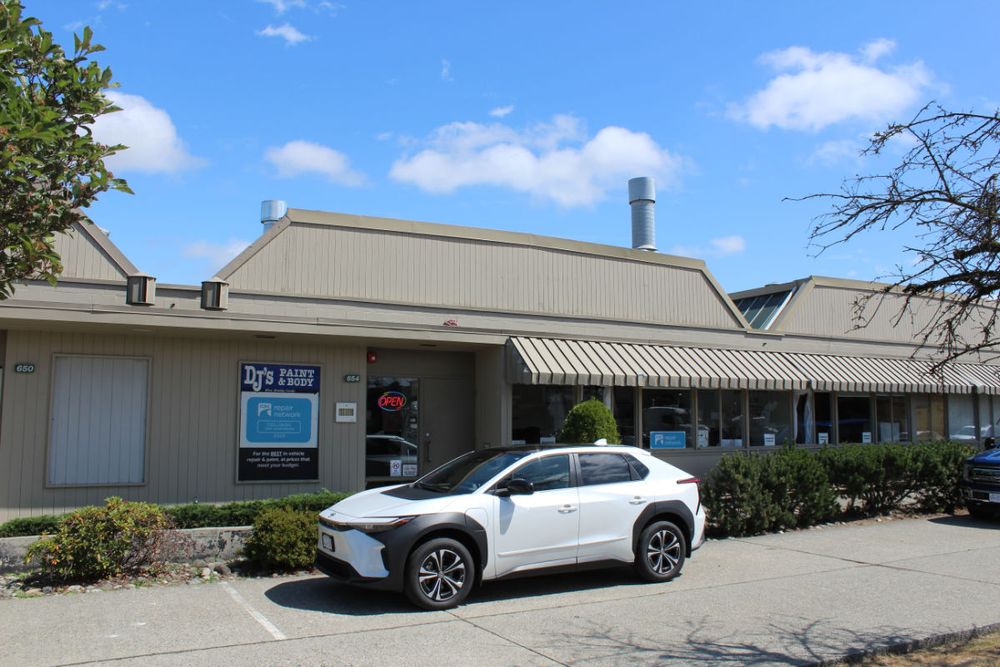 DJS PAINT & BODY - Updated June 2024 - 654 Derwent Way, Delta, British ...