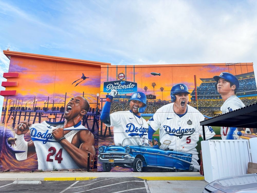KOBE BRYANT DODGER MURAL - Updated December 2025 - 701 N Pacific Coast ...